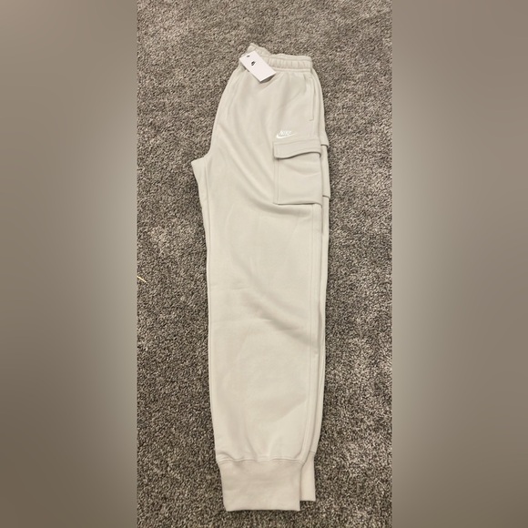 Nike | Pants | New With Tags Mens Medium Tall Cream Color Cargo Joggers ...